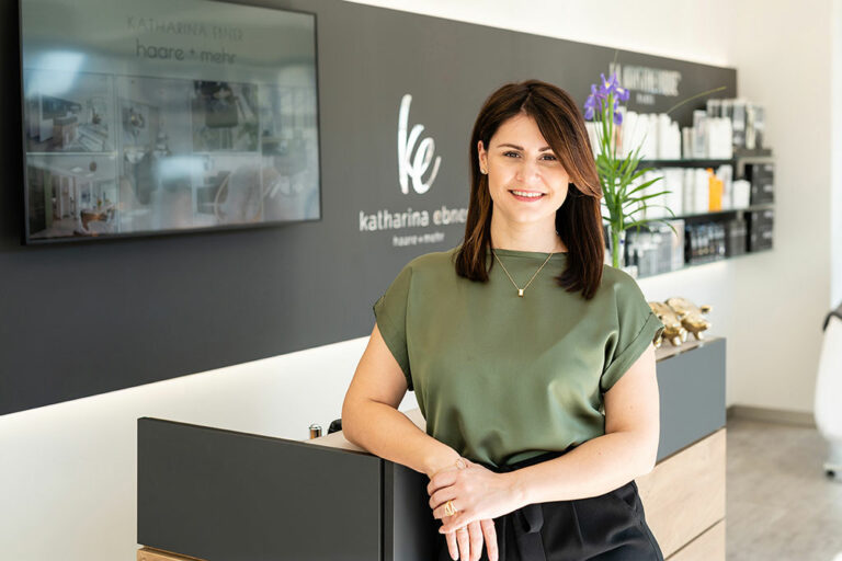 Jobs & Ausbildung im Friseursalon Ebner in Schierling - jetzt online ...